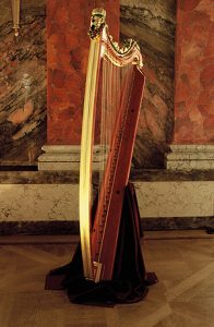 The history of the harp - Le livre et la harpe